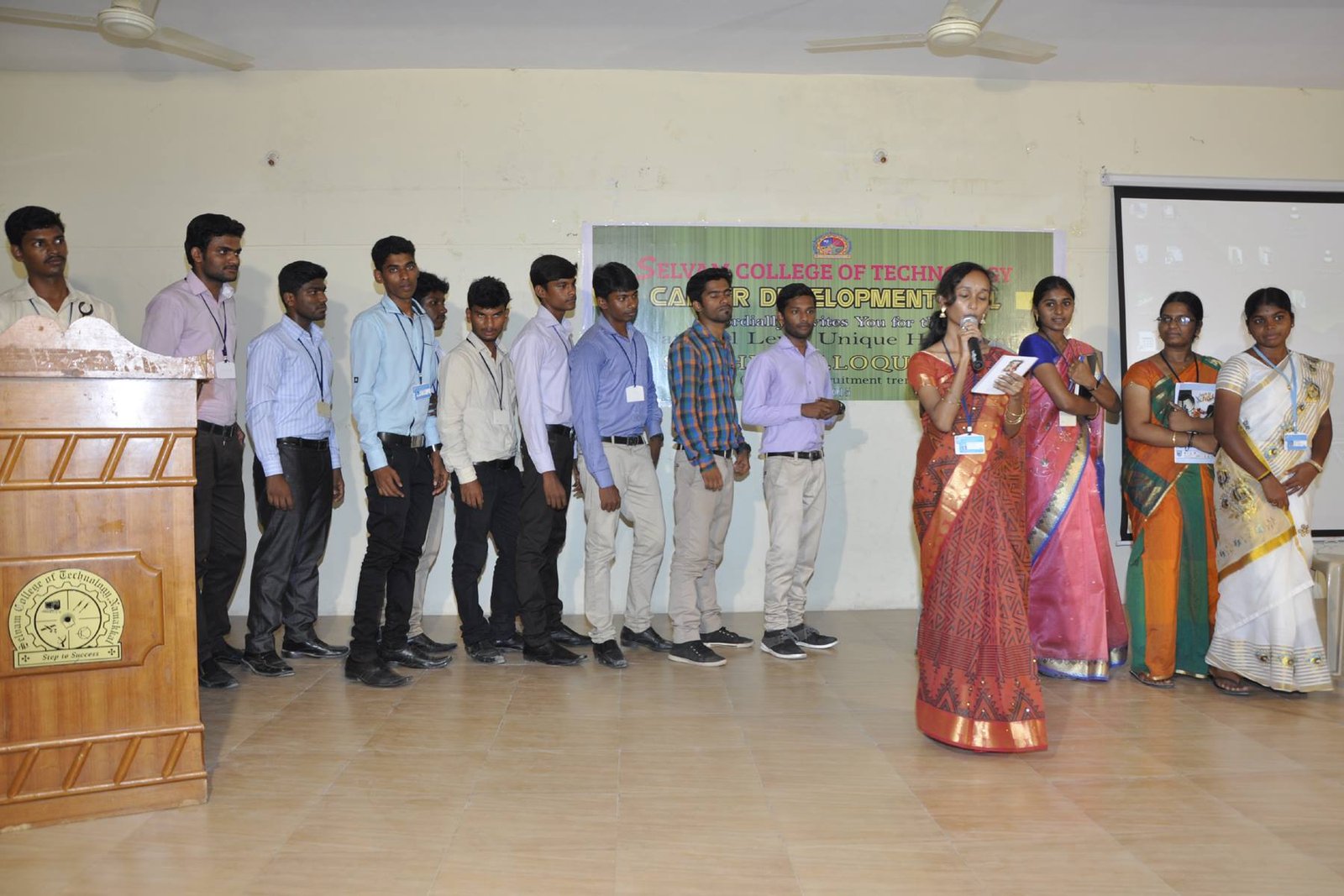 Intensive English Training Program to final year students by World Wide ...